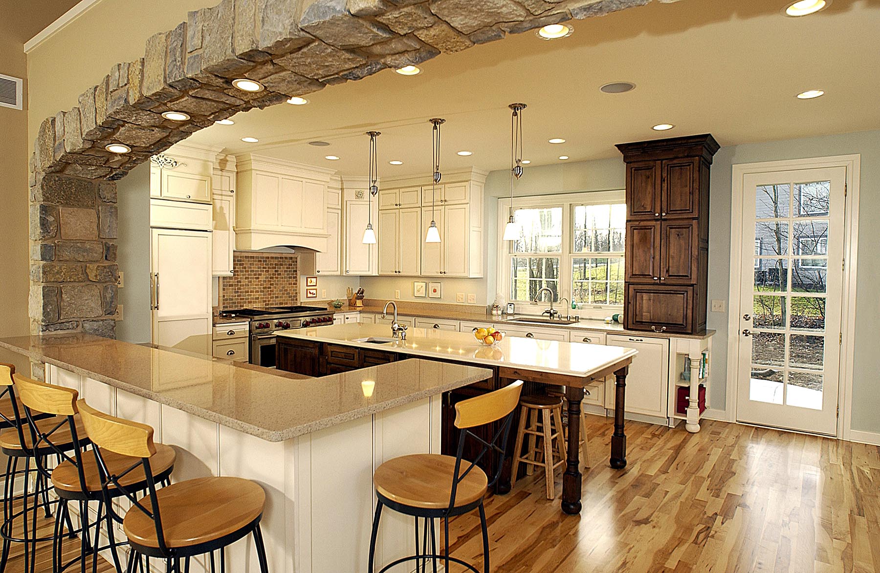 Kitchens: Zach Building Co.