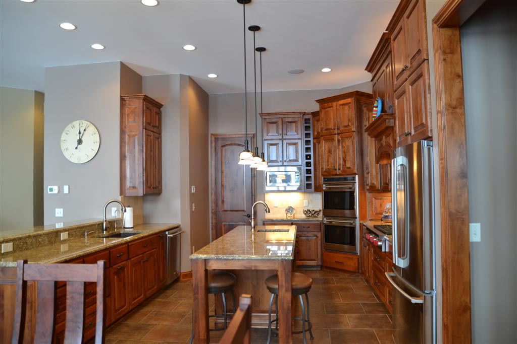 Kitchens: Zach Building Co.