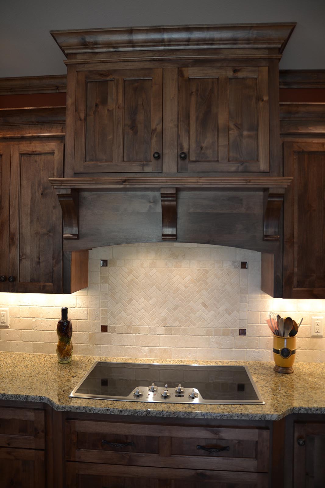 Kitchens: Zach Building Co.