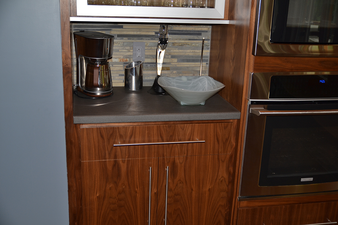 Kitchens: Zach Building Co.